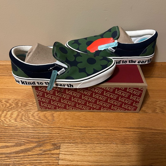 Vans | Shoes | Vans Classic Slip On Comfycush Skate Shoe Enhanced ...